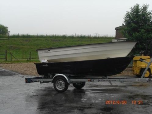 Mooie boot voor het vissen - Advertentie 448694