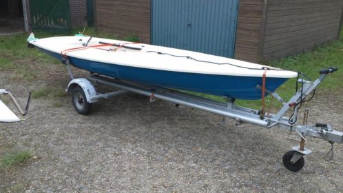 mooie laser met wegtrailer - Advertentie 562265