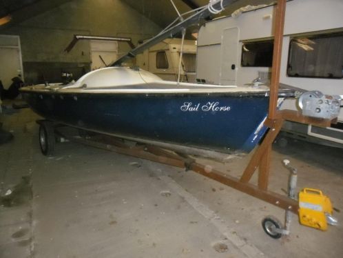 sailhorse met trailer en buitenboordmotor ook los te koop - Advertentie ...